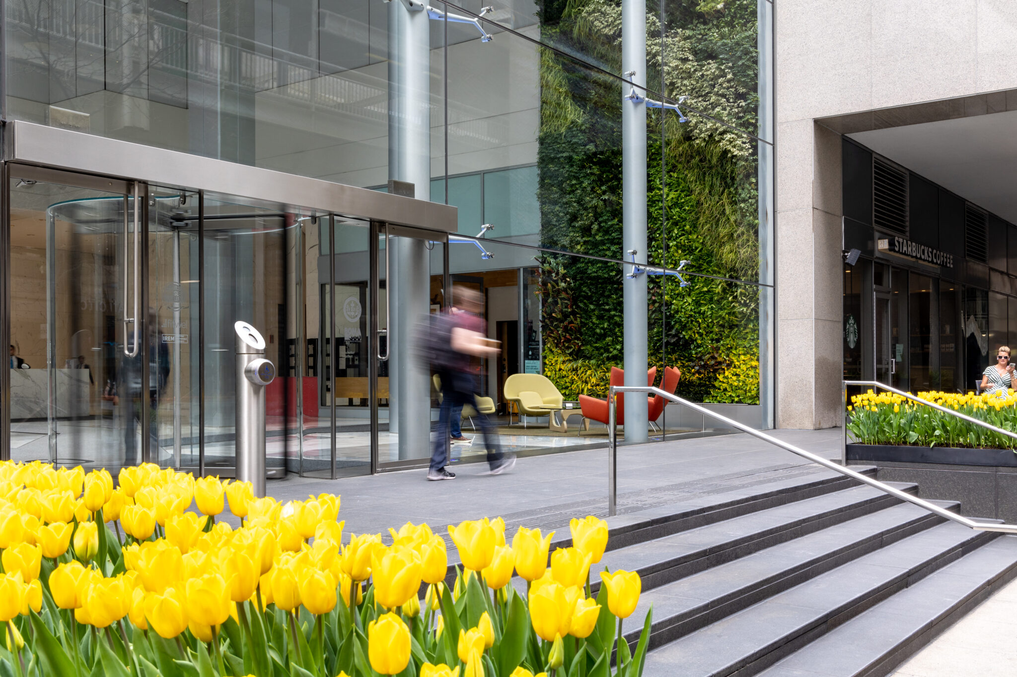 Amenities – 200 West Madison