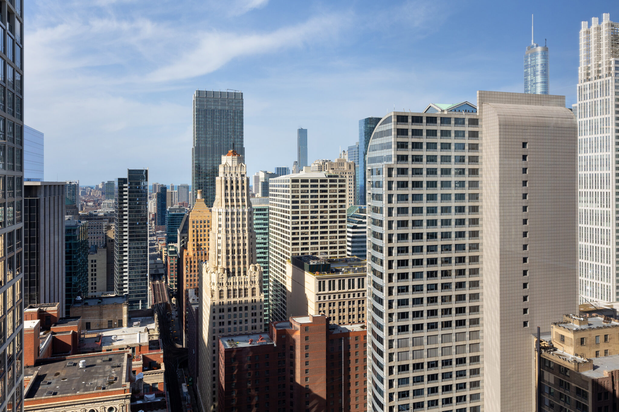 Amenities – 200 West Madison