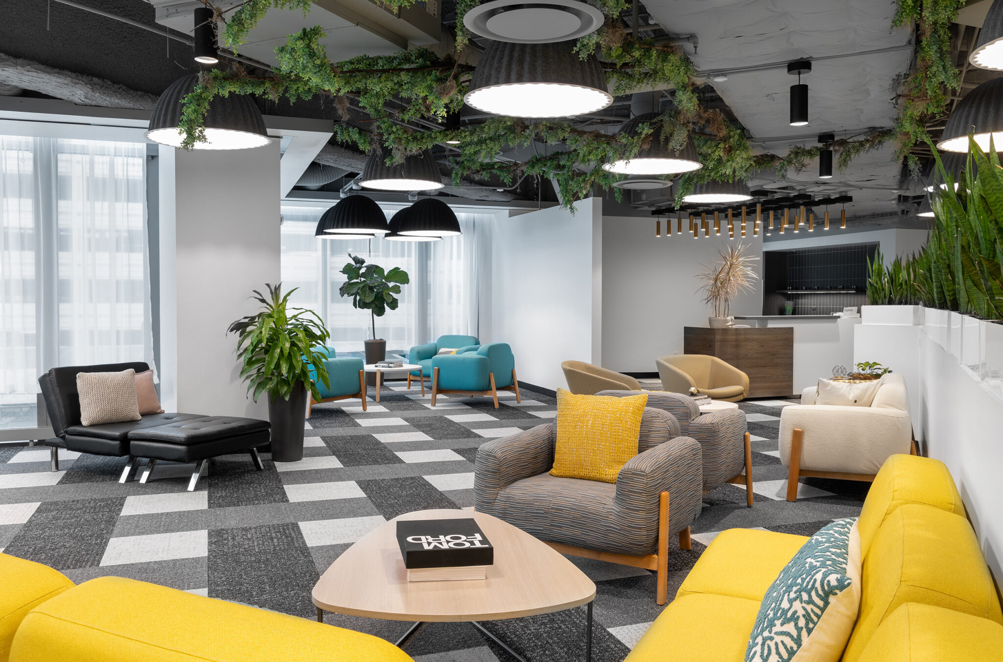 Amenities – 200 West Madison